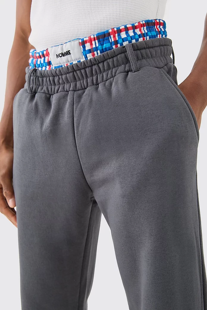 Relaxed Plaid Double Waistband Sweatpants | boohooMAN USA Relaxed Plaid Double Waistband Sweatpants | boohooMAN USA